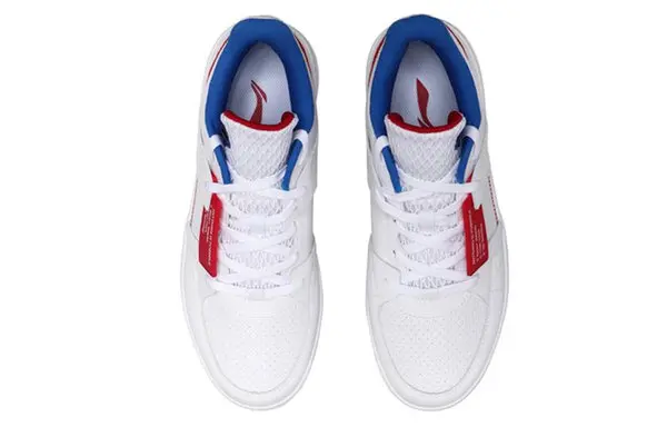 LI-NING Classic Skateboarding Low Top Sneakers