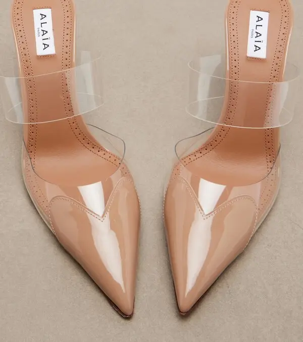 Alaïa Le Coeur Patent Leather Mules - Beige