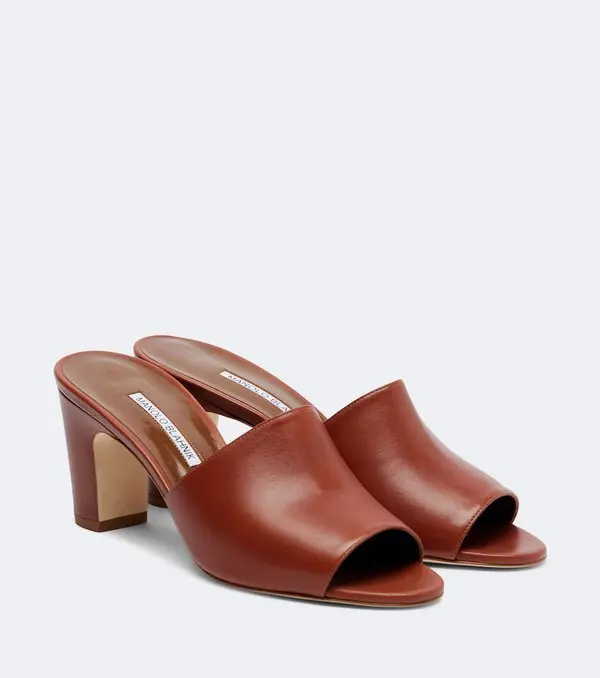 Manolo Blahnik Leather Mules - Brown