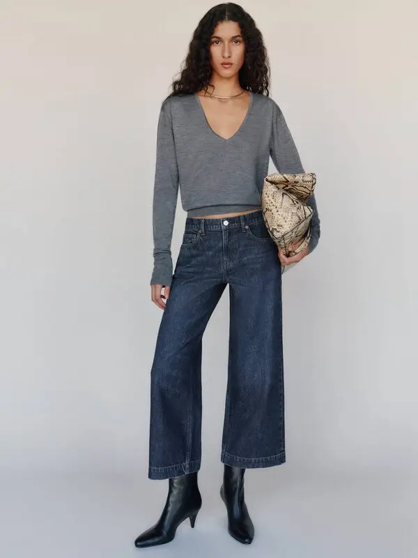 REFORMATION Cary Low Rise Slouchy Wide Leg Cropped Jeans - Blue
