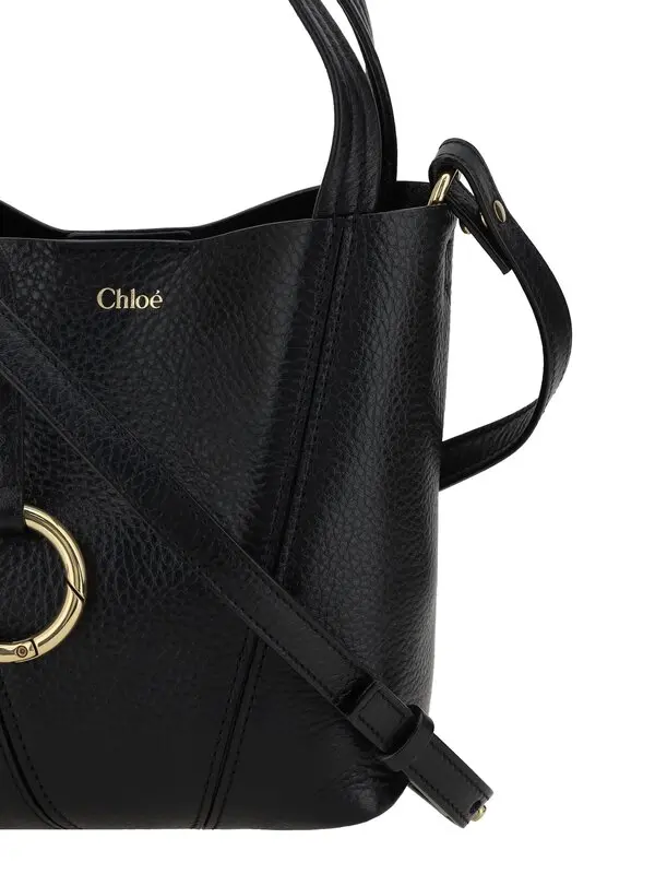 Chloé Spin Shoulder Bag In Shiny Grained Leather - Black
