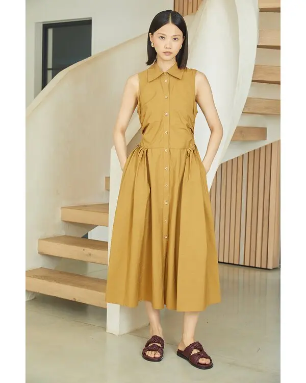 JOVONNA LONDON Sleeveless Collared Midi Dress - Camel