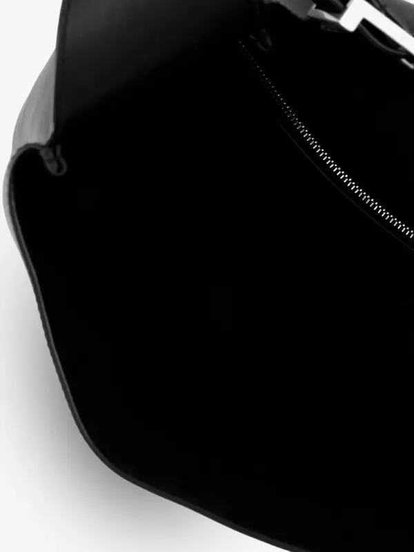 Saint Laurent Le 5 À 7 Leather Shoulder Bag With Cassandre Logo