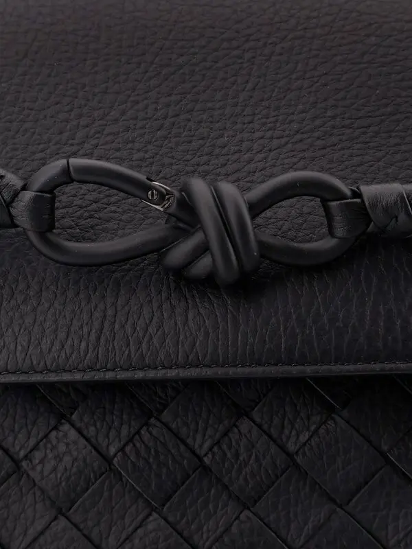 Bottega Veneta Andiamo Shoulder Bag - Black