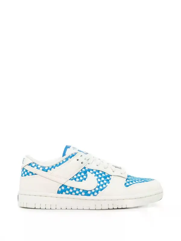Nike Dunk Low Sneakers