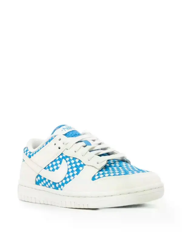 Nike Dunk Low Sneakers