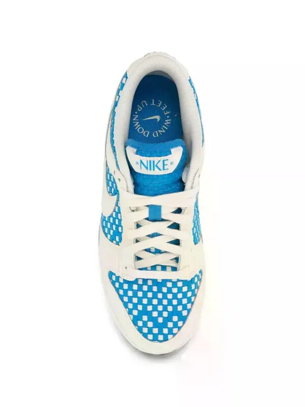 Nike Dunk Low Sneakers