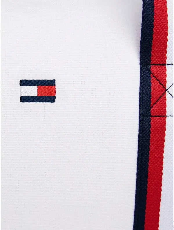 Tommy Hilfiger Colorblocked Duffle Bag