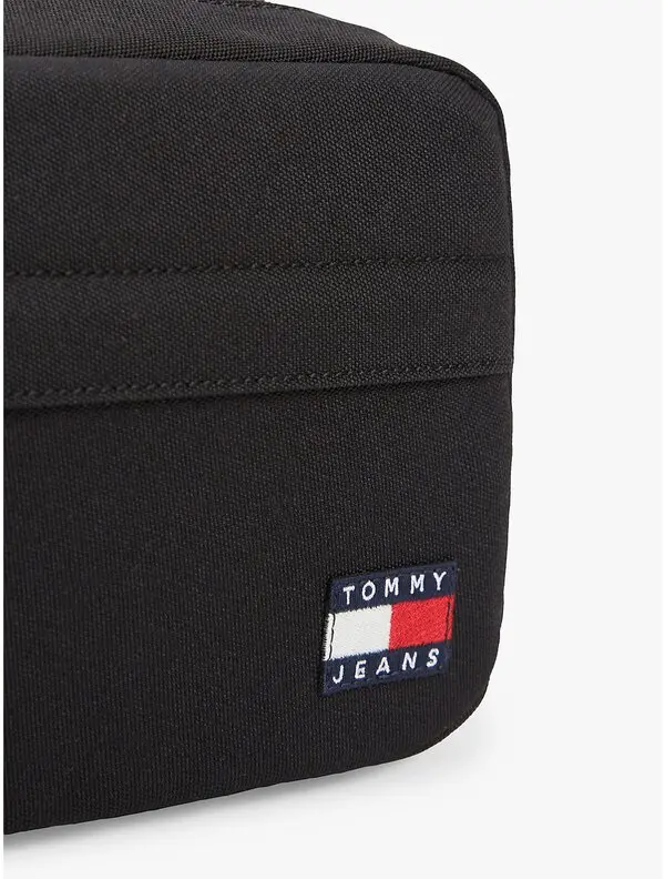 Tommy Hilfiger Essential Toiletry Bag