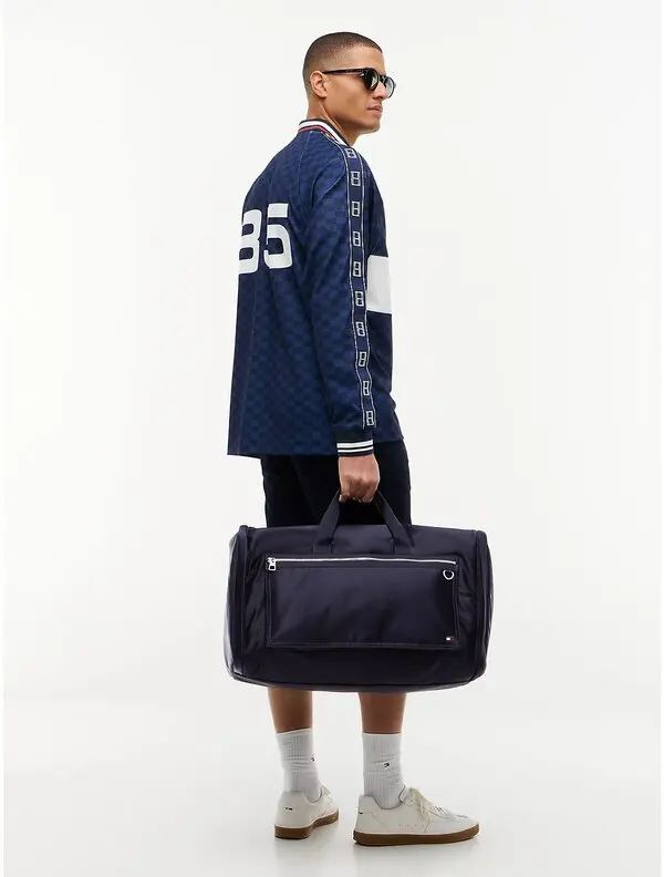 Tommy Hilfiger Travel Garment Bag