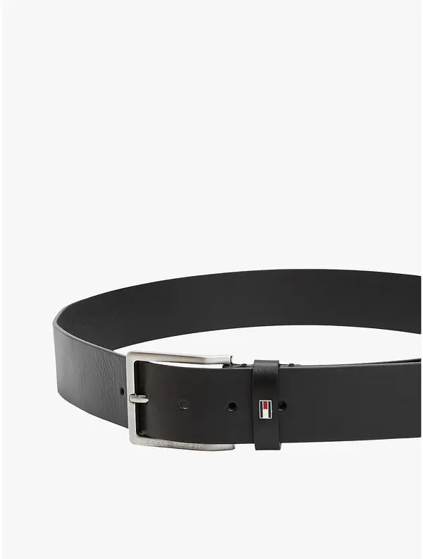 Tommy Hilfiger Square Buckle Smooth Leather Belt