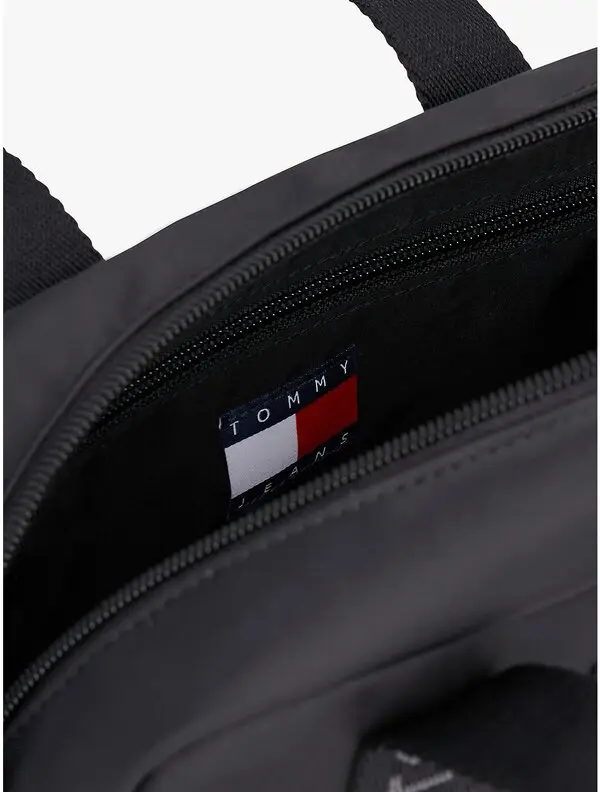 Tommy Hilfiger Essential Crossbody Bag