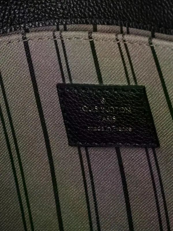 LOUIS VUITTON Monogram Empreinte Pochette Metis - Black