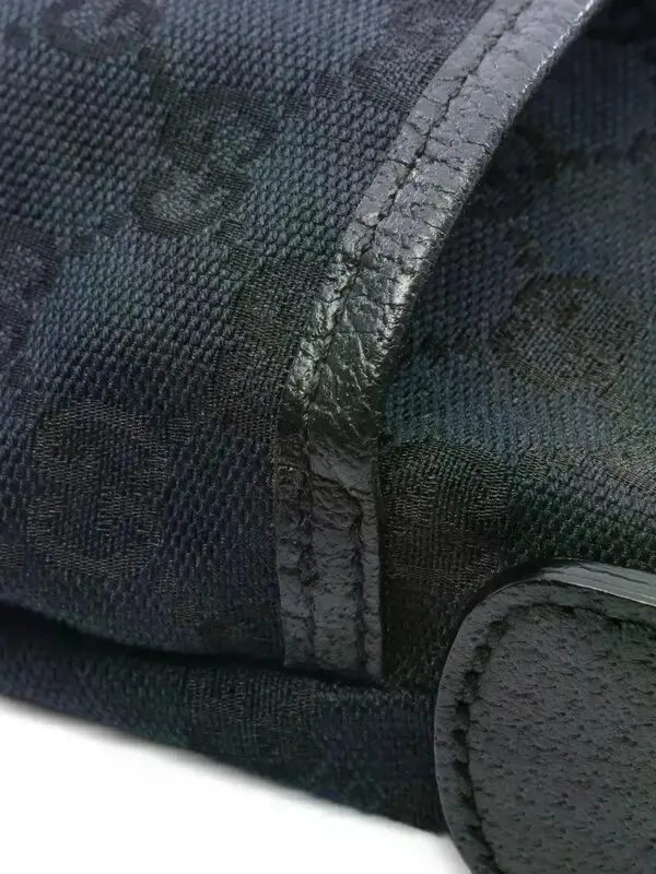 Gucci Gg Supreme Sherry Line Shoulder Bag
