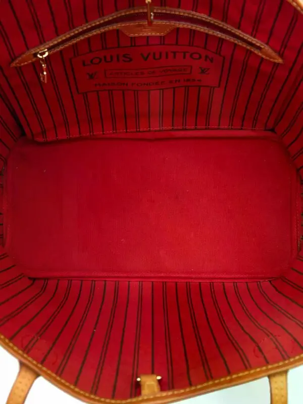 LOUIS VUITTON Monogram Neverfull Mm Tote Bag - Brown