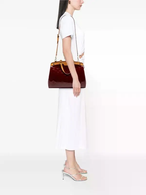 LOUIS VUITTON Monogram Vernis Brea Mm Satchel - Red