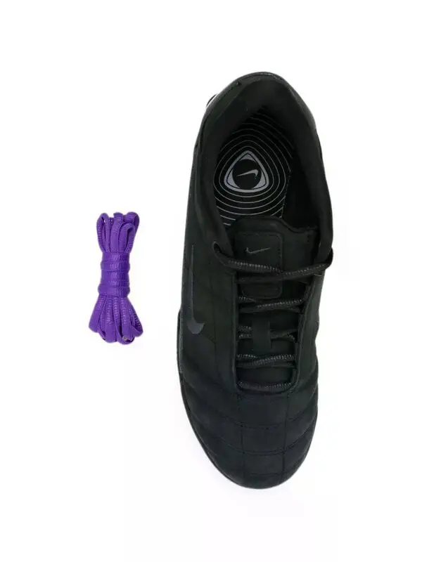 Nike Total 90 Shox Magia Sneakers