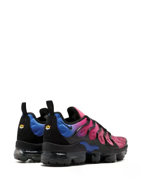 Nike Vapormax Plus Sneakers