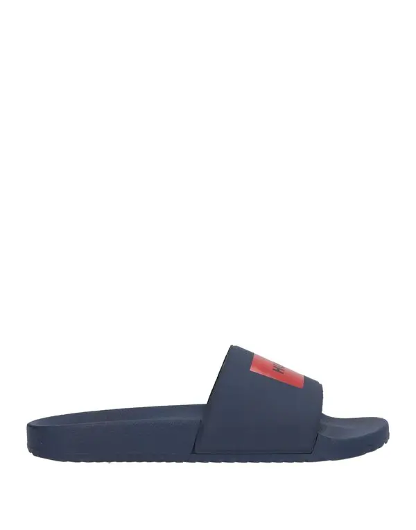Hugo Pool Slides