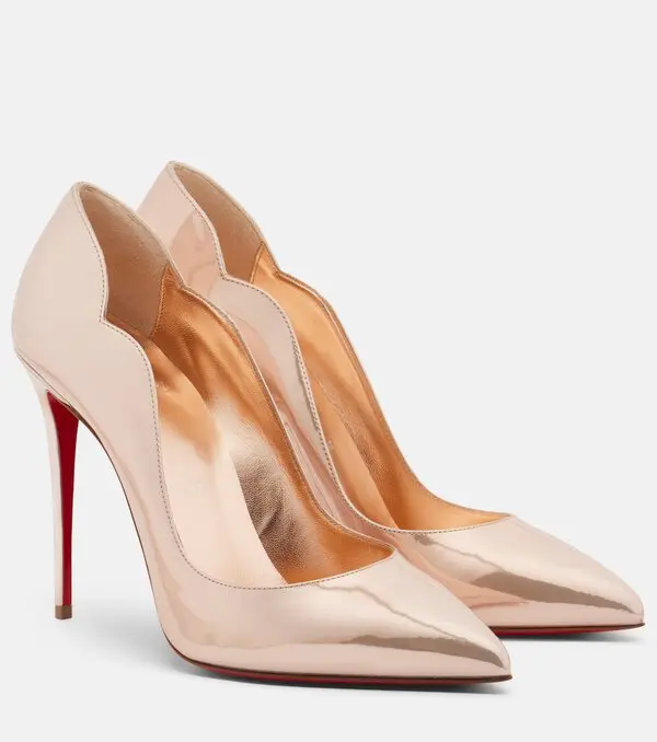 CHRISTIAN LOUBOUTIN Hot Chick Patent Leather Pumps - Pink