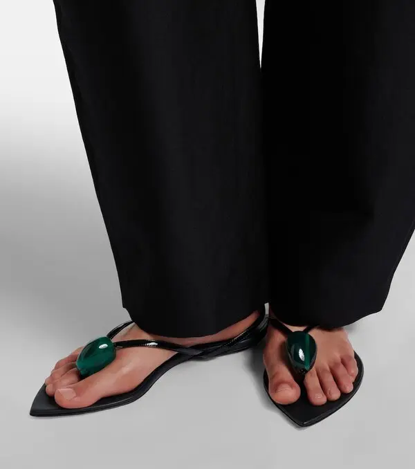 Alaïa Embellished Patent Leather Thong Sandals - Black