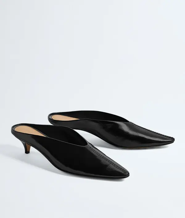 Bottega Veneta Vesta Mule Pump - Black