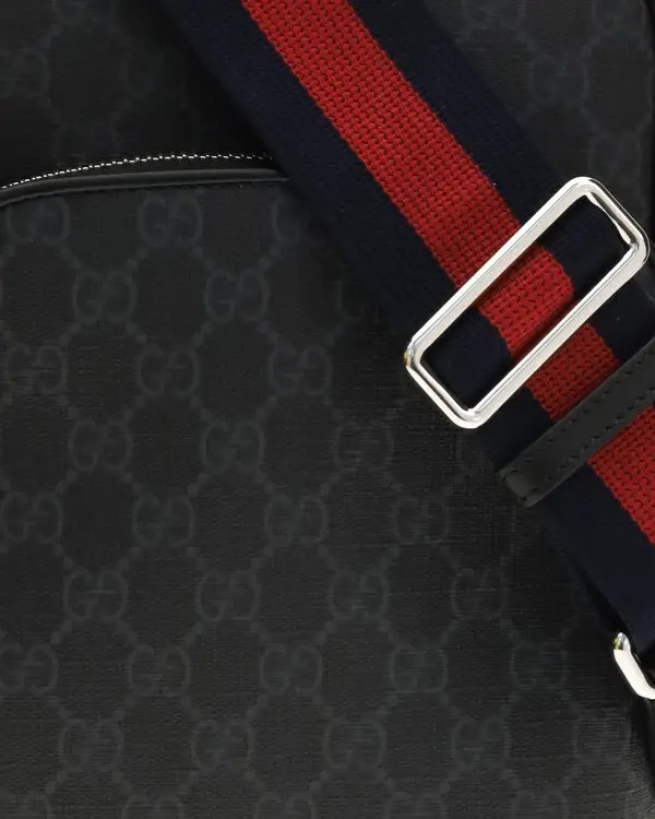 Gucci Gg Supreme Shoulder Bag