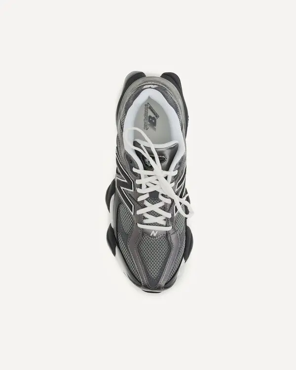 NEW BALANCE Abzorb Pod 9060 Sneakers - Grey