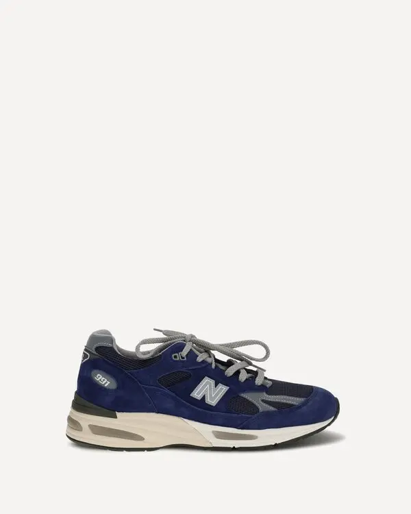 NEW BALANCE 991v2 Sneakers - Blue