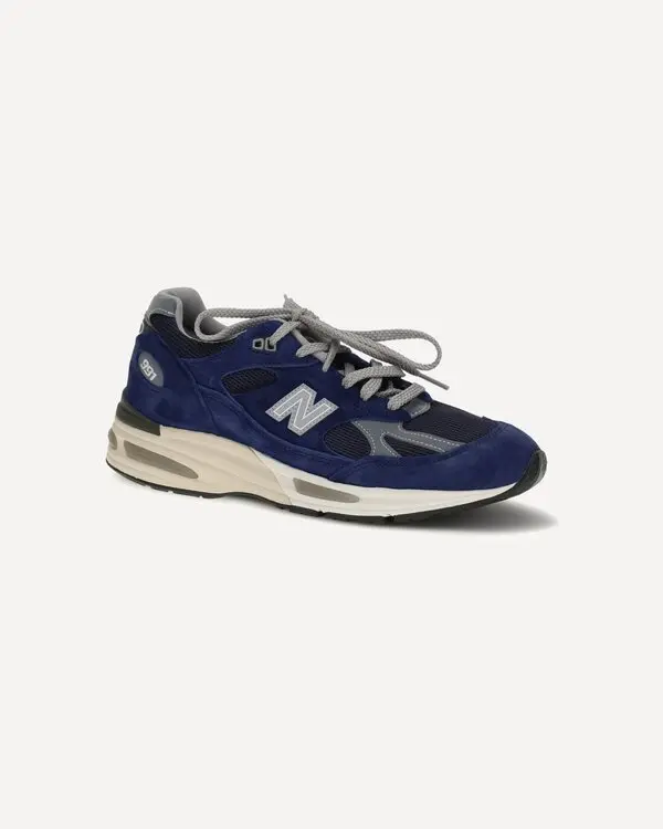 NEW BALANCE 991v2 Sneakers - Blue
