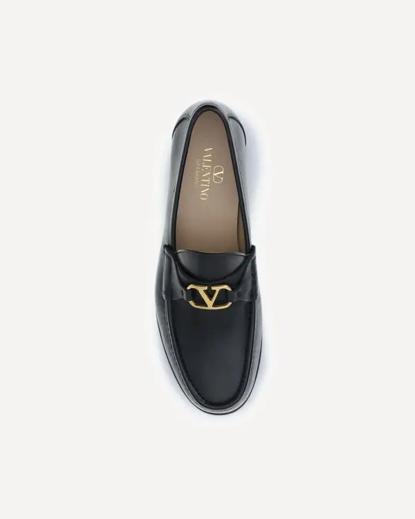 Valentino Garavani Signature Vlogo Loafers - Black