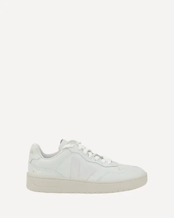 VEJA V-90 Sneakers - White