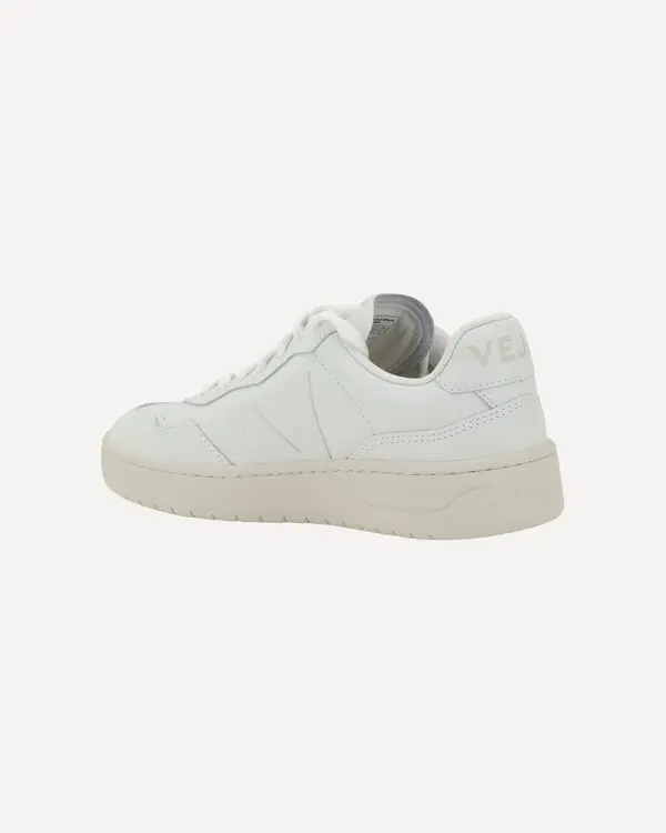 VEJA V-90 Sneakers - White