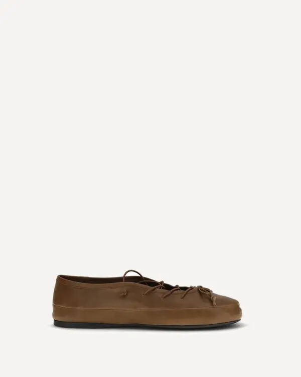 Miu Miu Leather Ballerinas With Bow Detailing - Brown