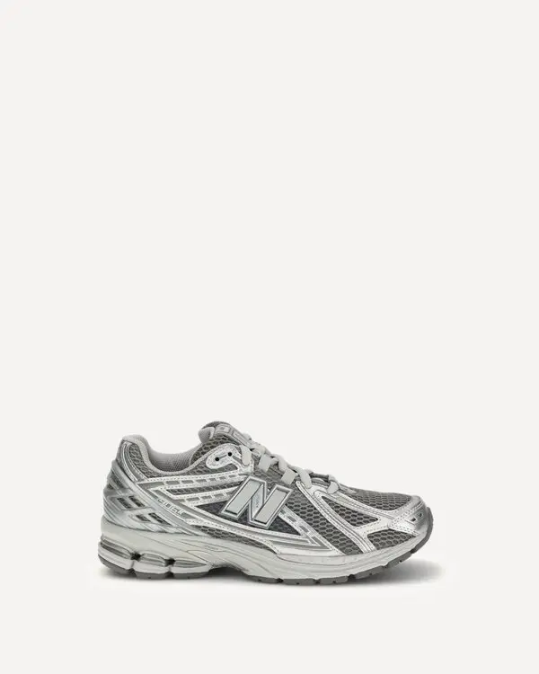NEW BALANCE 1906r Sneakers - Silver