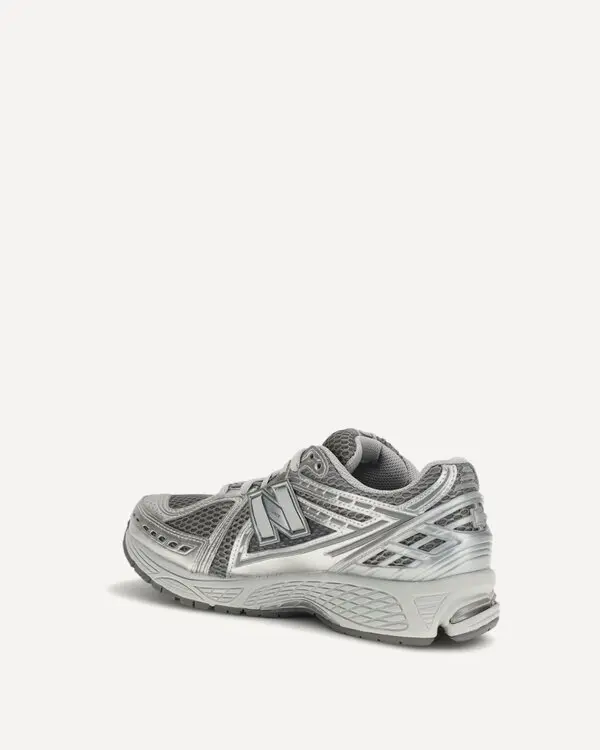 NEW BALANCE 1906r Sneakers - Silver