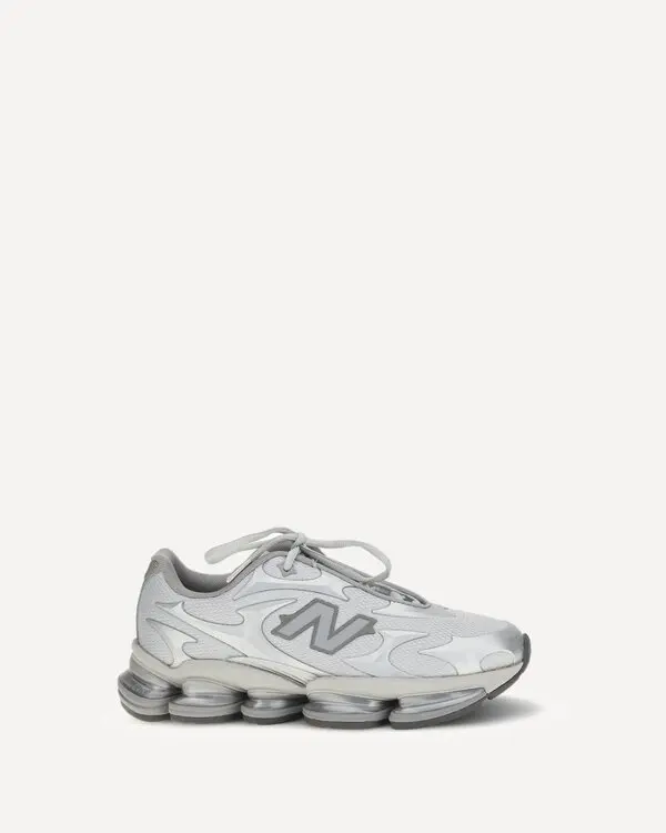 NEW BALANCE Abzorb 2000 Sneakers - Silver