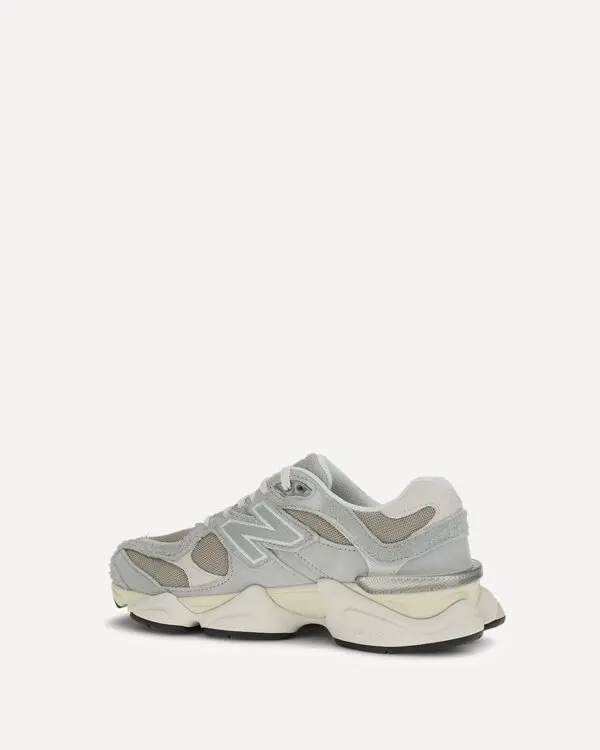 NEW BALANCE 9060 Sneakers - Grey