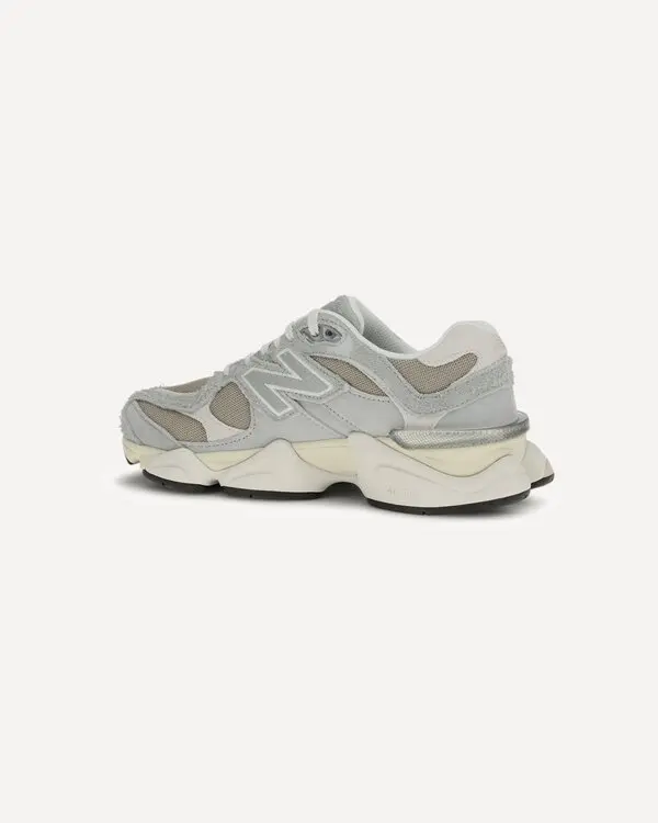 NEW BALANCE 9060 Sneakers - Grey