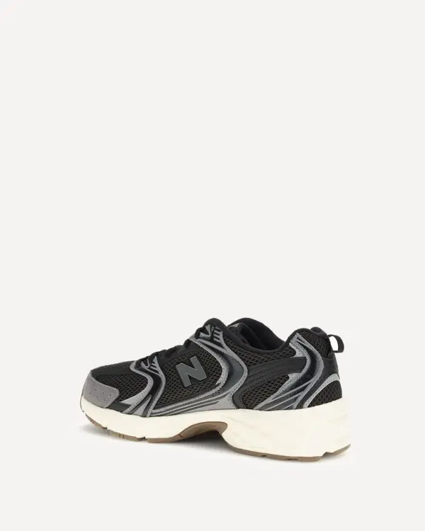 NEW BALANCE 530 Sneakers - Black