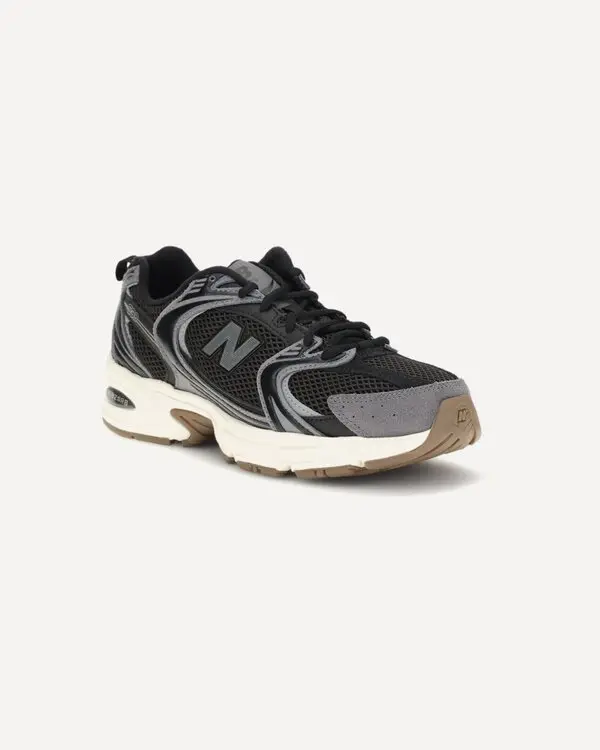NEW BALANCE 530 Sneakers - Black