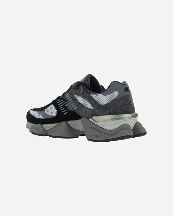 NEW BALANCE 9060 Sneakers - Black