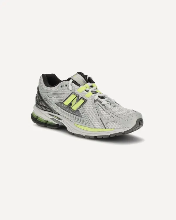NEW BALANCE 1906r Sneakers