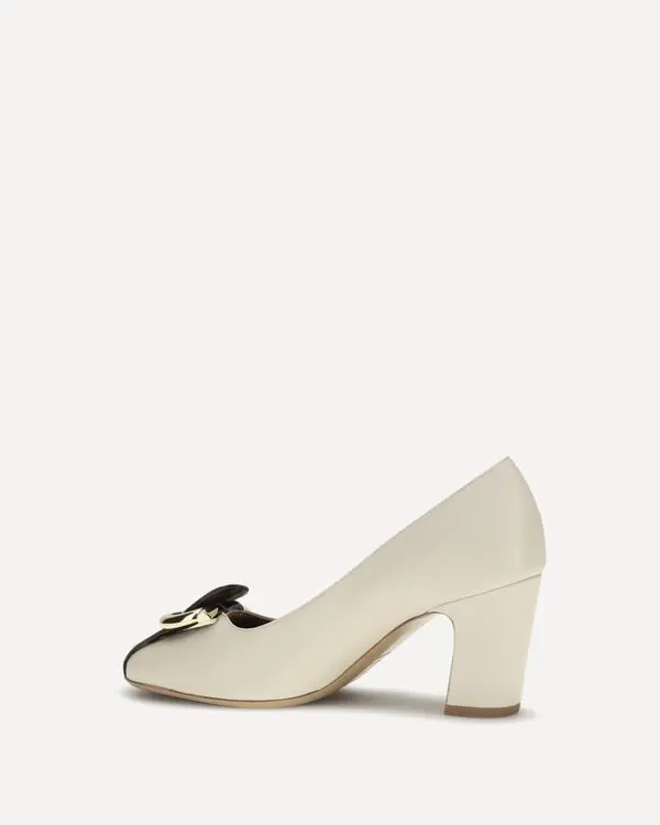 FERRAGAMO Leather Pumps