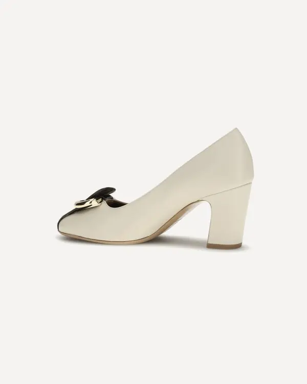 FERRAGAMO Leather Pumps