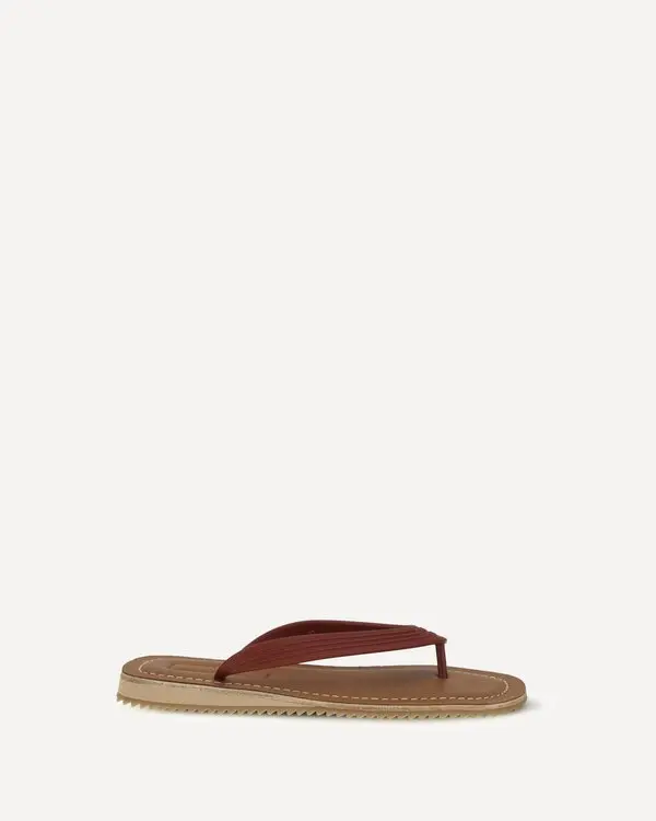 Miu Miu Flip-flop Sandals - Beige