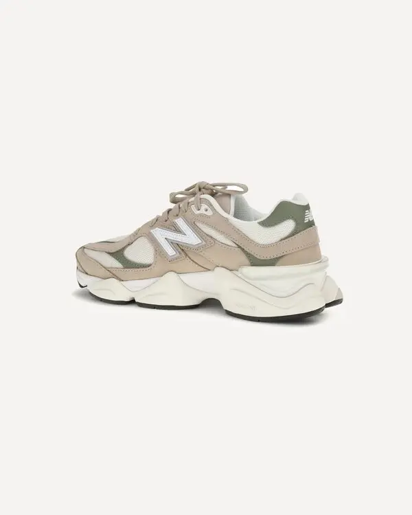 NEW BALANCE 9060 Sneakers