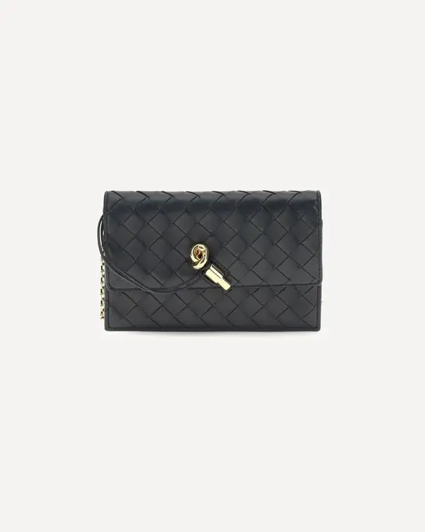 Bottega Veneta Andiamo Pouch On Chain - Black
