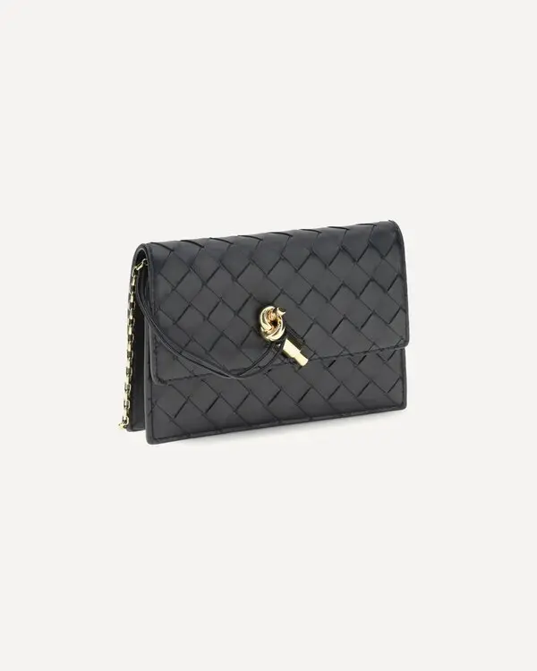 Bottega Veneta Andiamo Pouch On Chain - Black