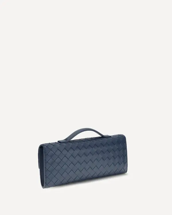Bottega Veneta Andiamo Handbag In Lambskin Leather - Blue